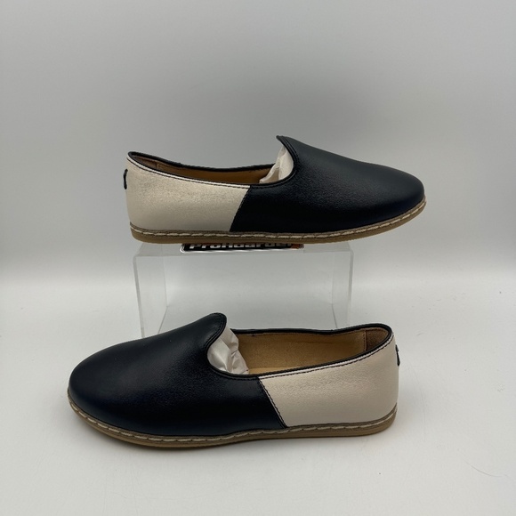 Charix | Shoes | New Charix Black White Classic Euro 38 | Poshmark